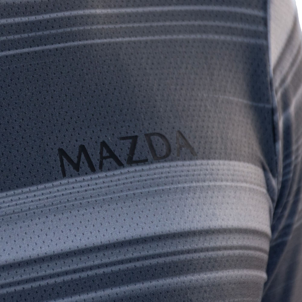 JERSEY LÍNEAS GRISES HOMBRE | MAZDA - Mazda Store - Tienda Oficial